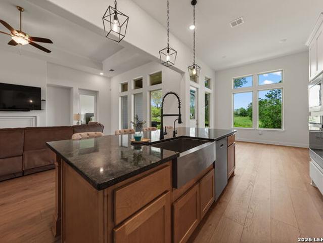 601 Legend Park Dr