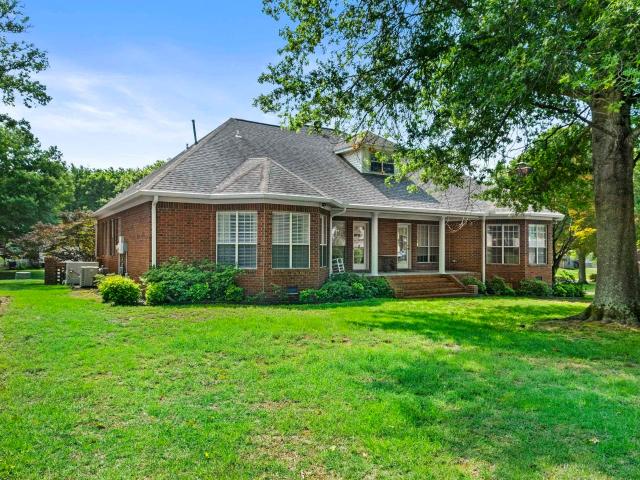 601 Live Oak