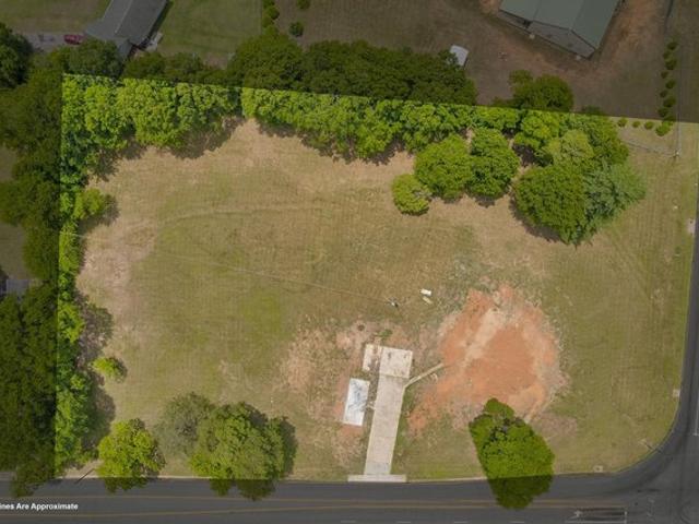 601 Lyman Rd, Inman, SC 29349