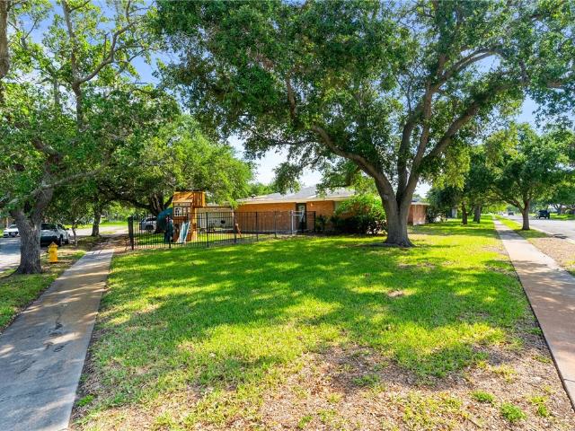 601 Moray Place