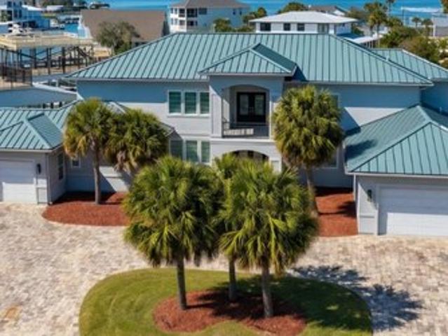 601 Magnolia Dr, Destin, FL 32541