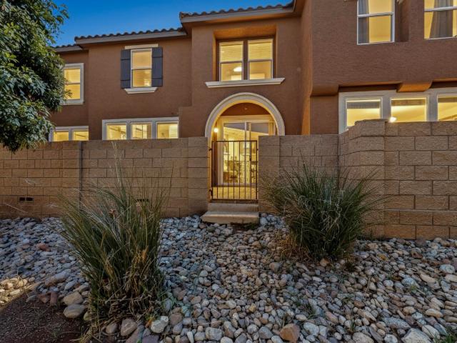 601 Menaul Boulevard NE UNIT 1404