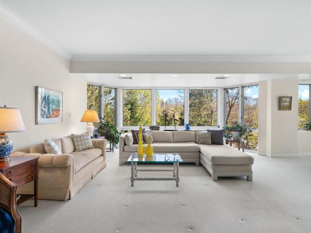 601 Mulberry Place # 3B