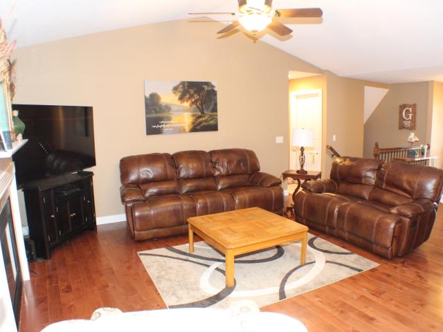 601 N 6th St Circle