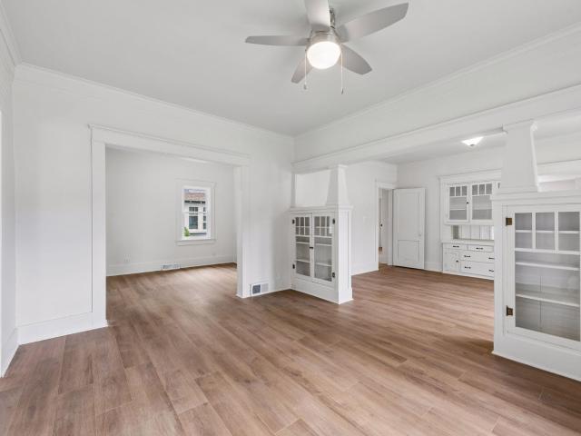 601 N Carver Street