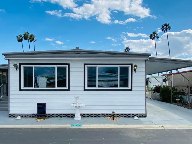 601 N Kirby St, Unit 102, Hemet, CA 92545 | MLS #219146 | Compass