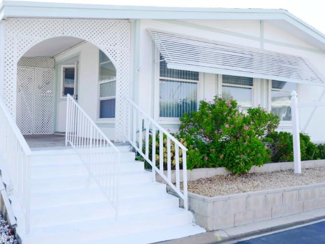 601 N Kirby St, Unit 118, Hemet, CA 92545 | MLS #SW26062 MR | Compass