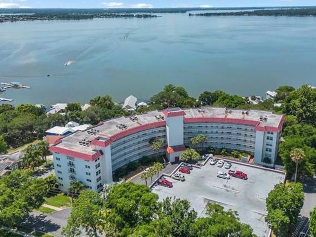 601 N McDonald St #309, Mount Dora, FL 32757