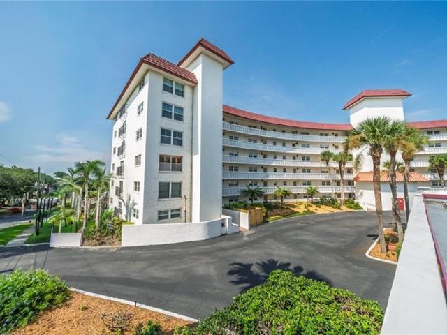 601 N McDonald St Apt 2, Mount Dora, FL 32757
