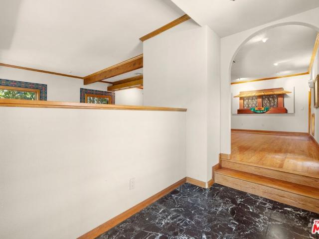 601 N Marquette St, Pacific Palisades, CA 90272 | MLS #26655 | Compass