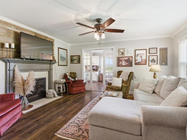 601 N Palmers Chapel Rd