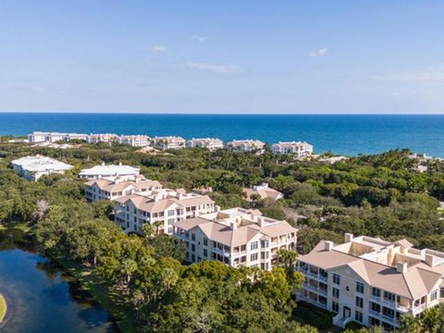 601 N Swim Club Dr Unit 3, Indian River Shores, FL 32963