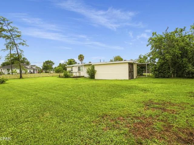 601 New York Ave, Lynn Haven, FL 32444