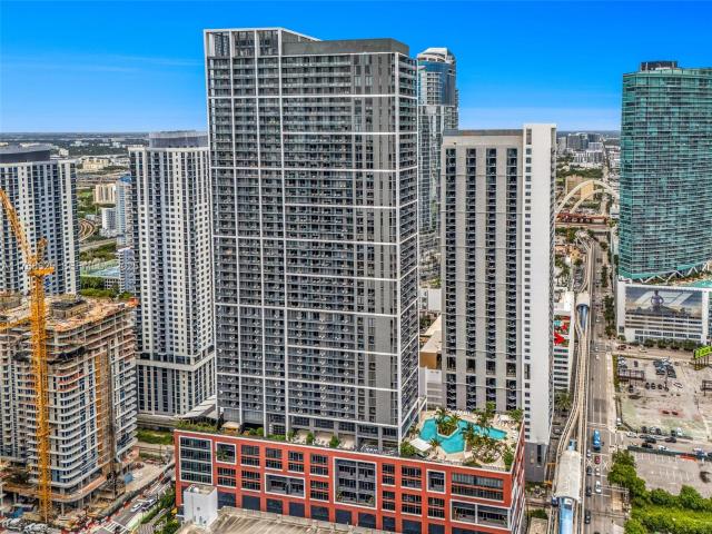 601 NE 1st Ave, Unit LPH 4814, Miami, FL 33132 | MLS #A11768 | Compass