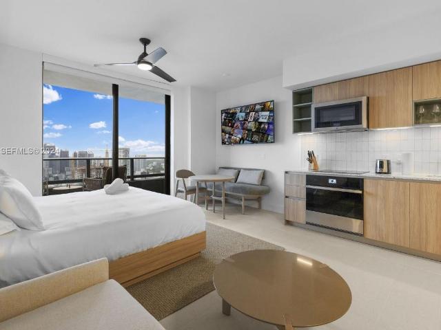 601 NE 1st, Unit 4410, Miami, FL 33132 | MLS #A11653 | Compass