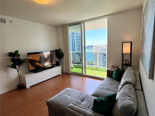 601 NE 23rd St, Unit PH04, Miami, FL 33137 | MLS #A11960