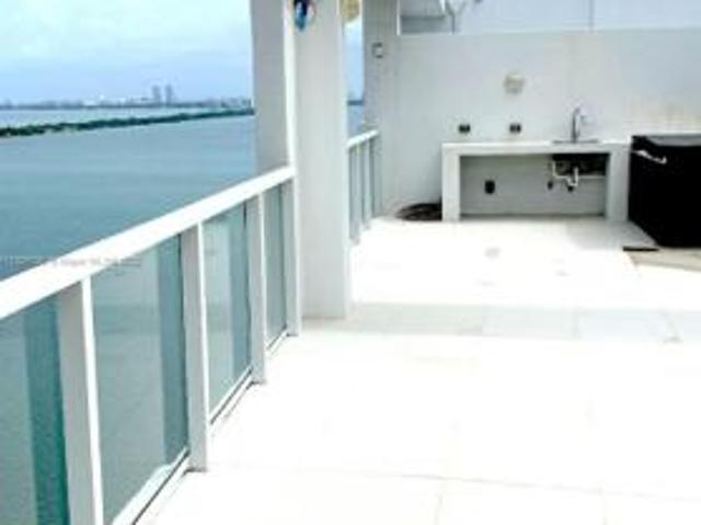 601 NE 27th St #PH 1901 Miami, FL 33137