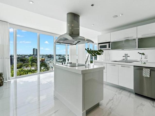 601 NE 36th St #901 Miami, FL 33137