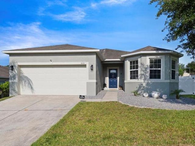 601 Neptune Dr, Groveland, FL 34736