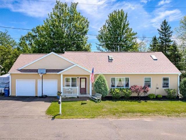601 S 39th Ave, Wausau, WI 54401
