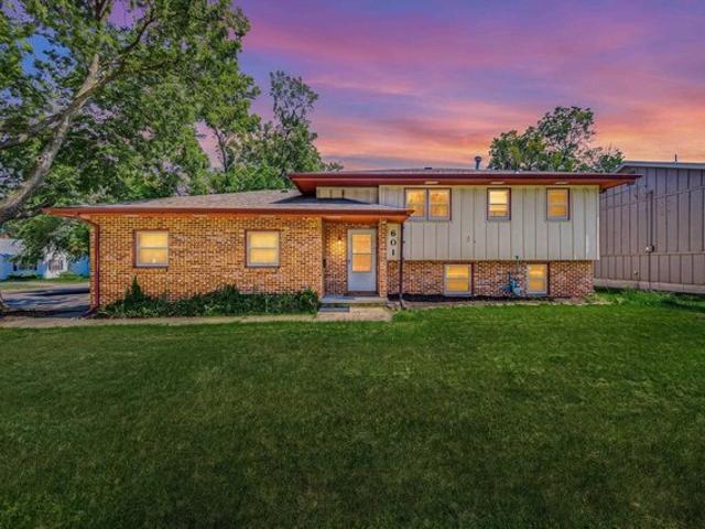 601 S Webster St, Junction City, KS 66441