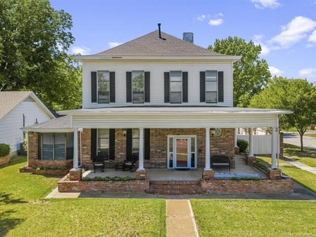 601 S Broadway Ave, Ada, OK 74820
