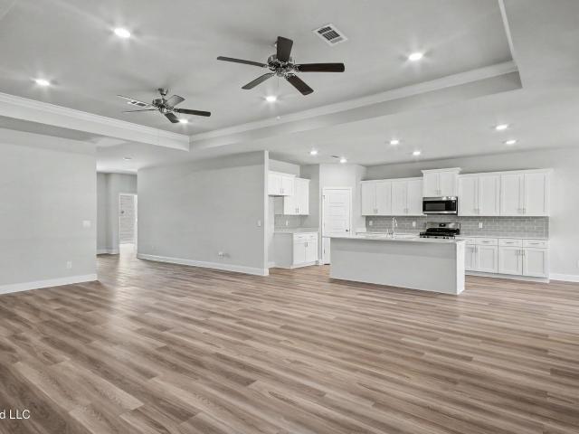 601 S Coral Lane