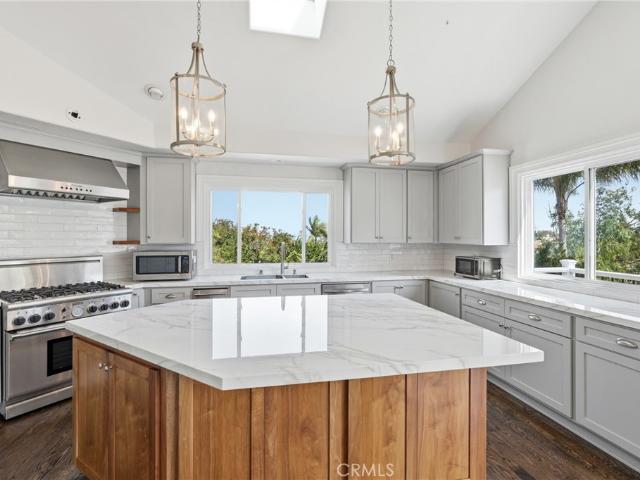 601 S Gertruda