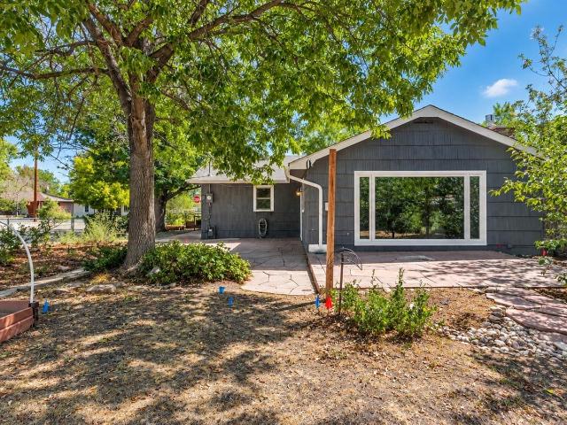 601 S Longmont Avenue