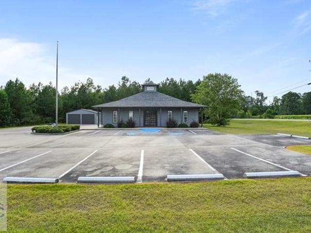 601 S Main St, Odum, GA 31555