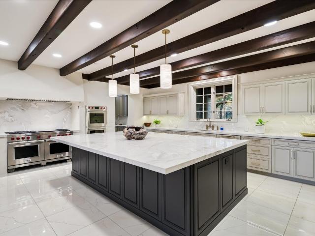 601 Southriver