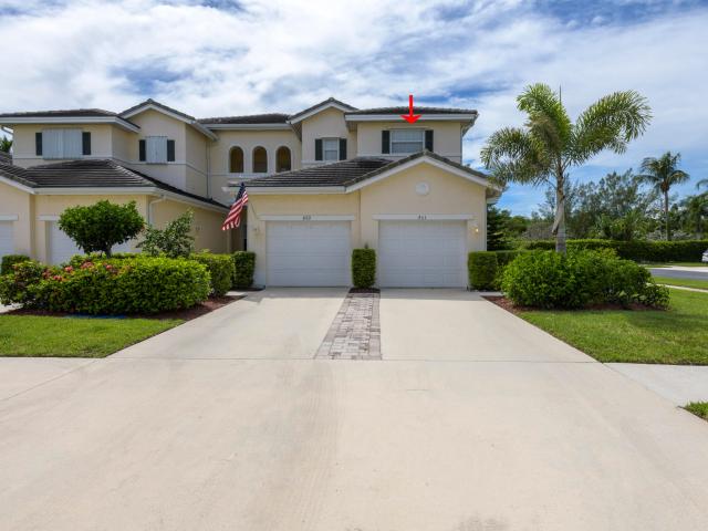 601 Southstar Dr, Fort Pierce, FL 34949 | MLS #R11140 | Compass