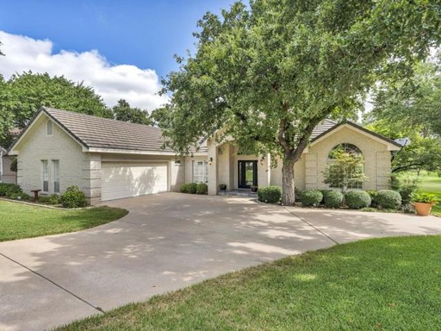 601 Sombrero, Horseshoe Bay, TX 78657