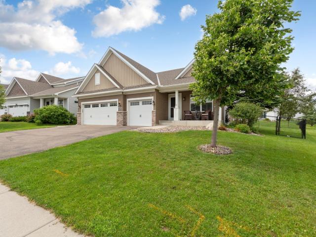 601 Stonegate Circle