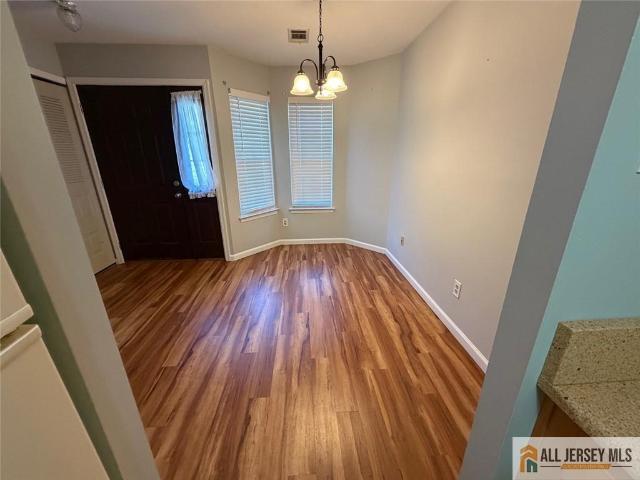 601 Sunshine Court 601