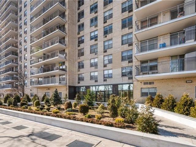 601 Surf Ave Apt 8G, Brooklyn, NY 11224