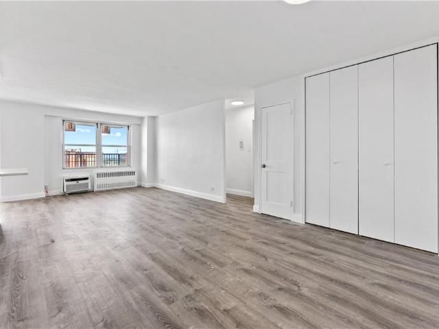 601 Surf Avenue # 18S