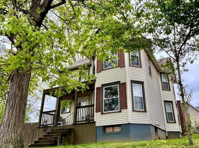 601 Phillips St, Marietta, OH 45750
