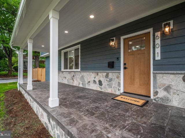 601 Ray Drive