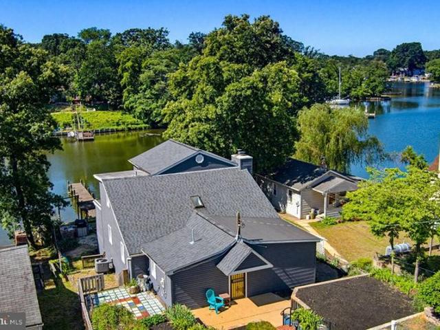 601 Riverside Dr, Pasadena, MD 21122