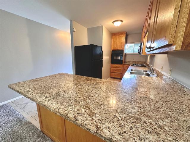 601 W 11th St # 215