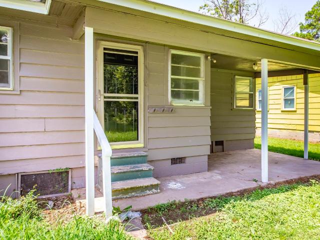 601 W Wilbur Mills