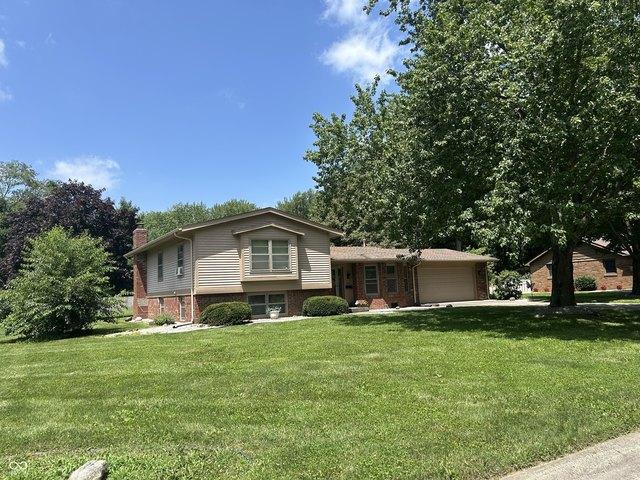 601 Woodmere Dr, Anderson, IN 46011