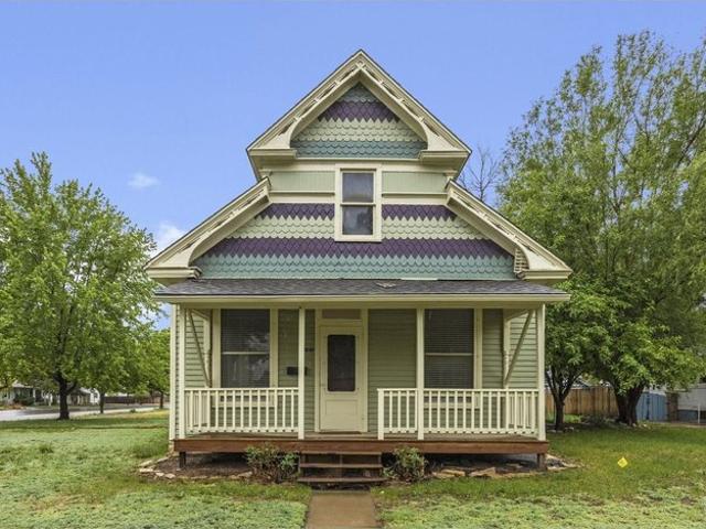 601 Walnut St, Windsor, CO 80550