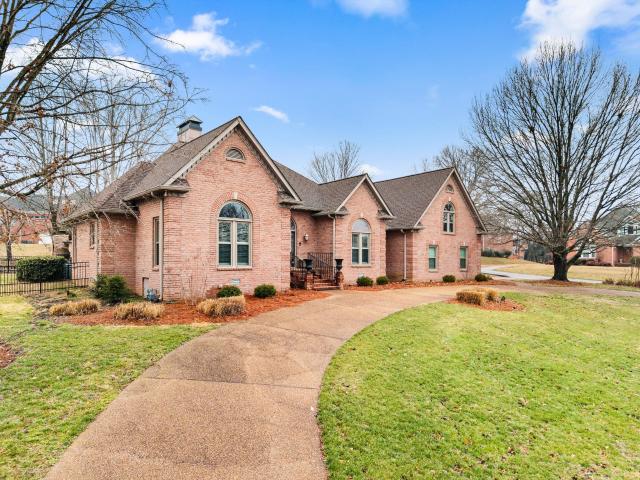 601 Ward Cir