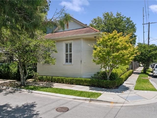 601 Webster Street