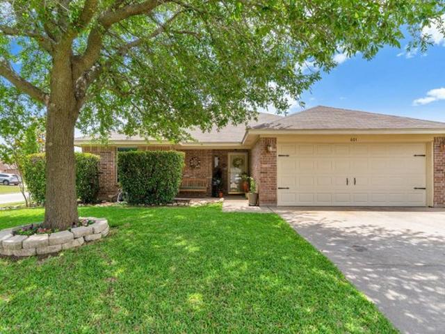 601 Westmeadow Dr, Cleburne, TX 76033
