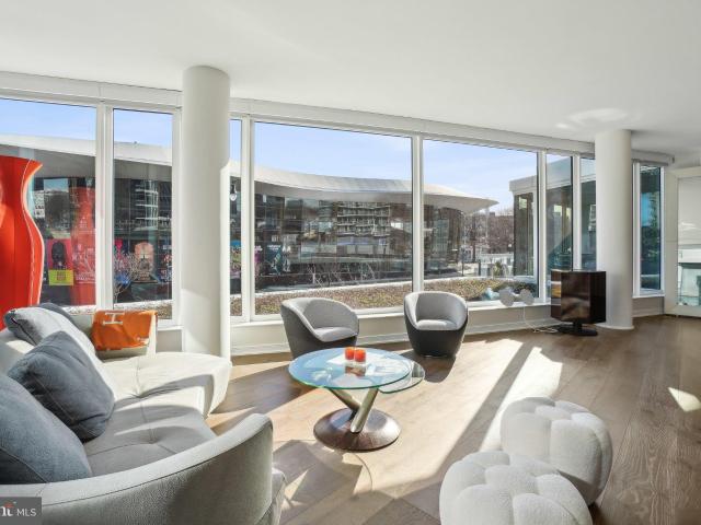 601 Wharf St SW, Unit 213, Washington, DC 20024 | MLS #DCDC2258
