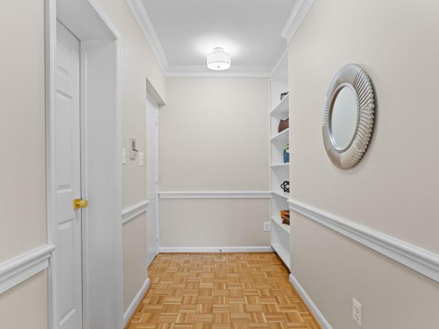 601 Wilkes Street # 204