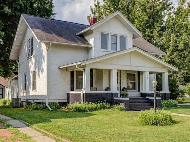 601 Willis Ave, Perry, IA 50220